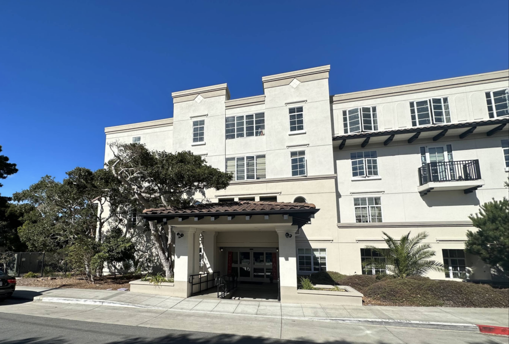 Skilled Nursing with private rooms in Pacific Grove, CA | Forest Hill ...